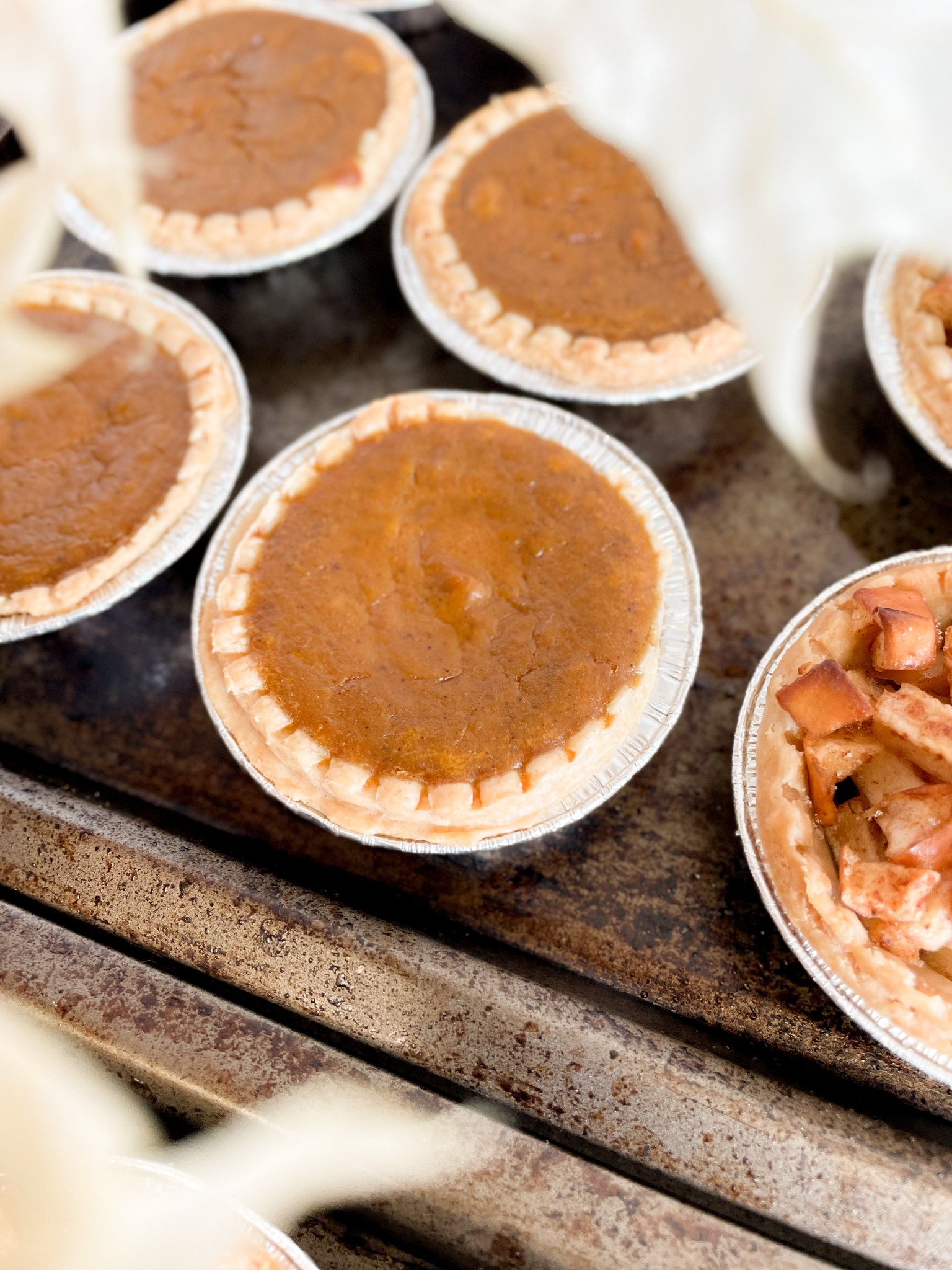 MINI PIE FAVOURS 4 WAYS WITH WEDDINGSTAR